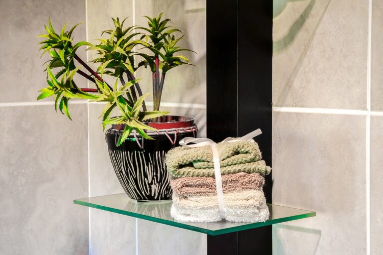 Glass Shelves Cut to Size | The Glass Warehouse